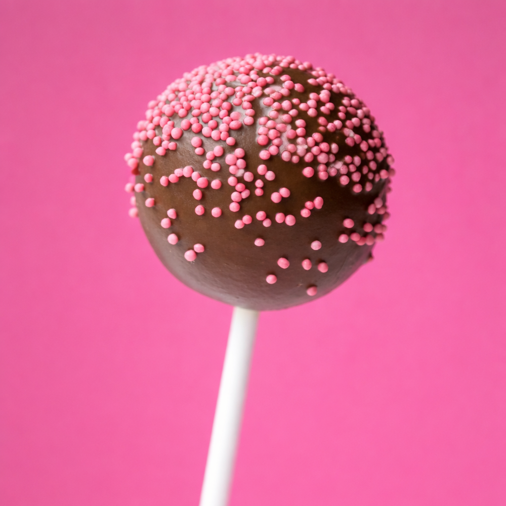 CUPID’S CAKE POP – Giselle's Vegan Kitchen